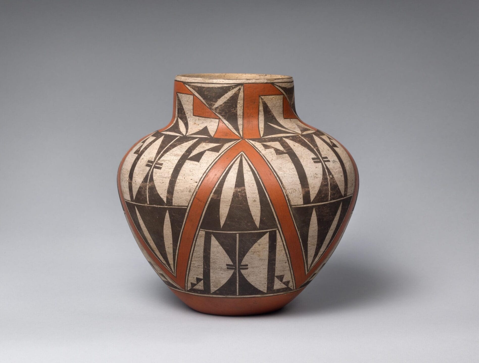 Acoma jar - Vilcek Foundation